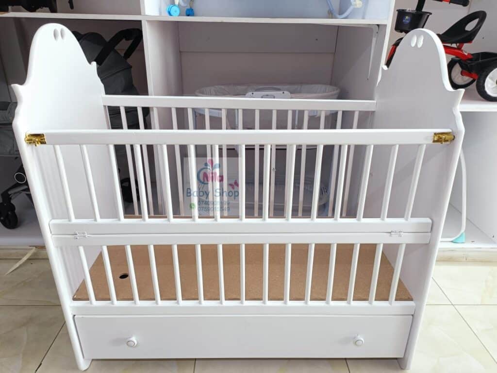 Plain White Wooden New Baby Cot - Nila Baby Shop