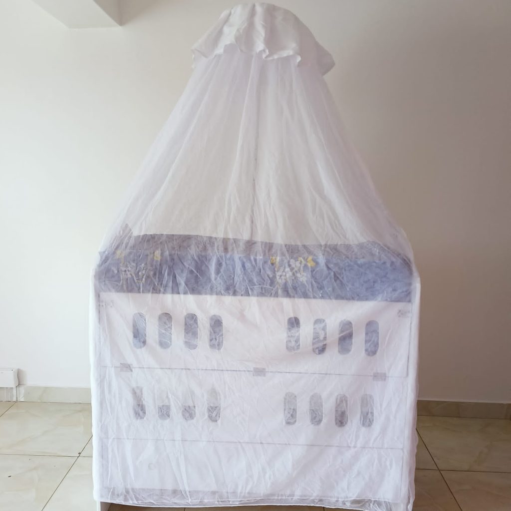 Cot Net for a Baby Crib with an Elastic Clip-on See Through Mesh Bed ...